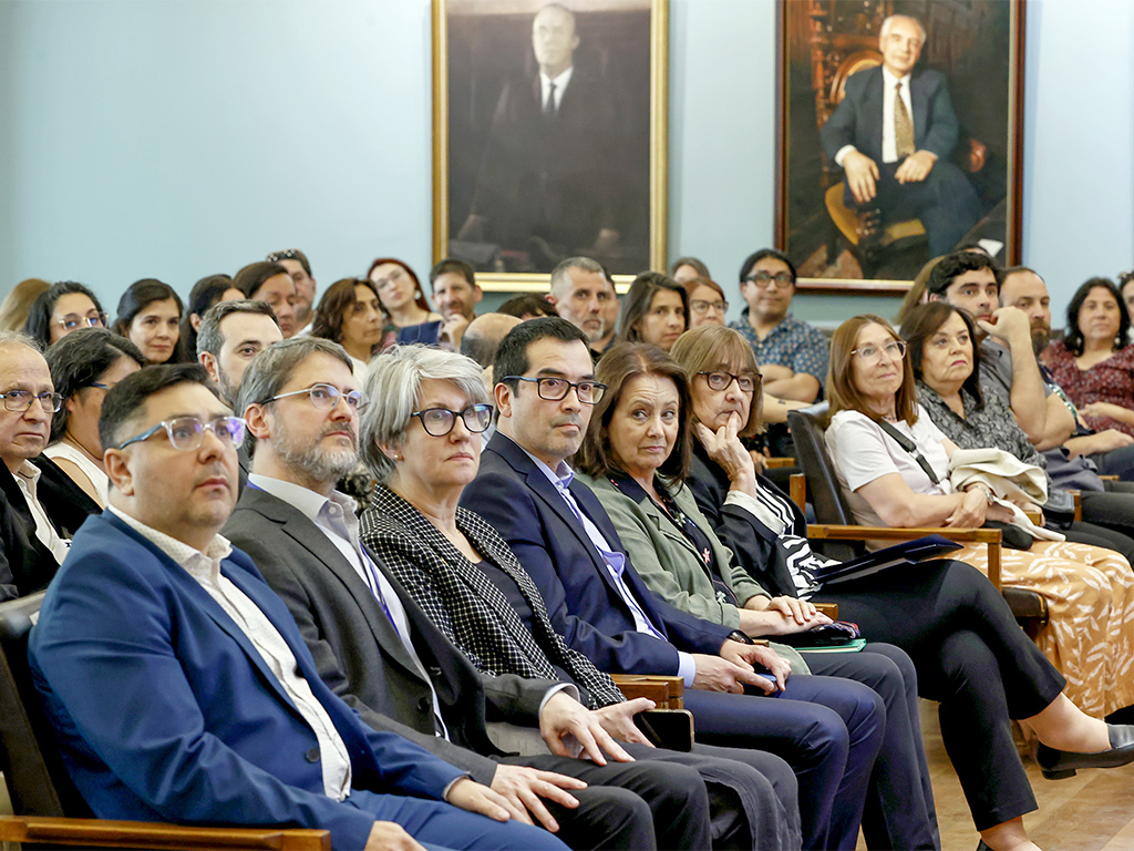 SISIB y el portal web uchile.cl celebran 30 años democratizando el ...