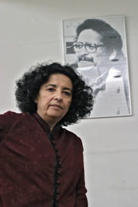 Profesora Faride Zerán lanzará biografía de galerista Carmen Waugh ...