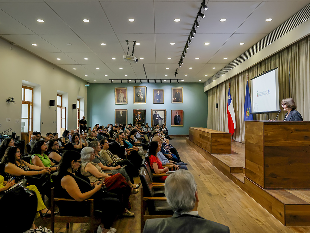 SISIB y el portal web uchile.cl celebran 30 años democratizando el ...