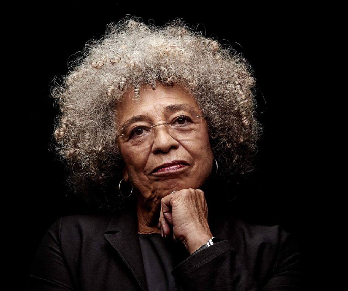 Angela Davis participará en el lanzamiento de la colección de e-books ...
